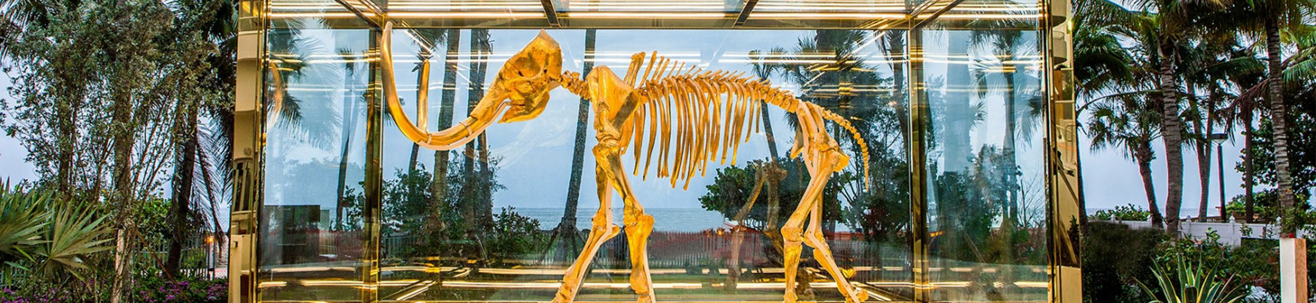 Damien Hirst’s Gilded Woolly Mammoth – Agnora