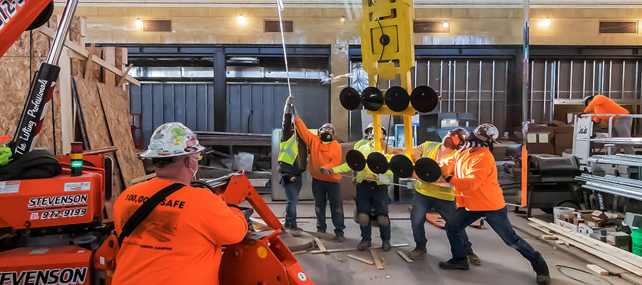 Zoo Glass & Aquarium Glazing – AGNORA